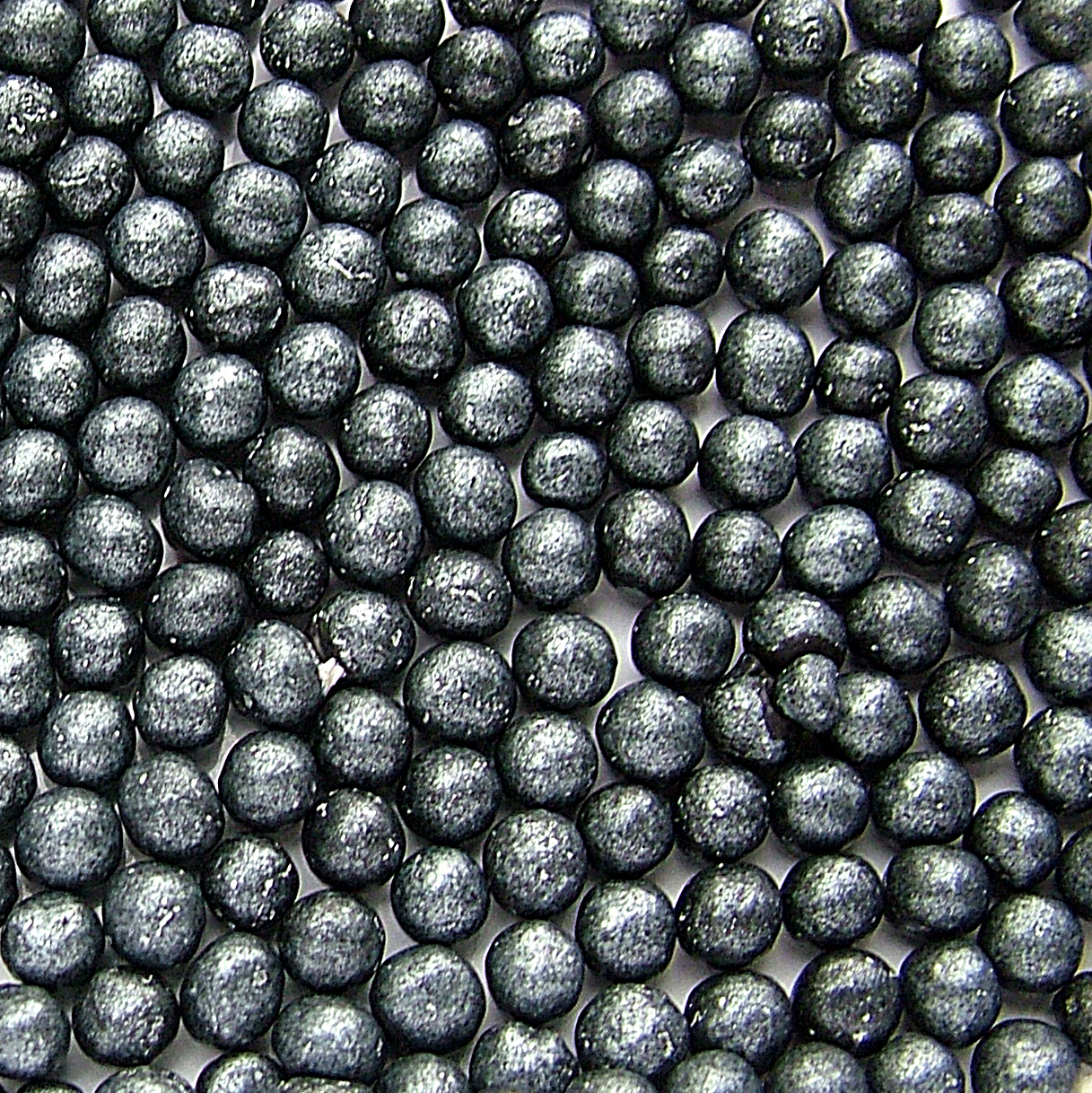 Pearlised Black 4mm Pearls - QSIngredients.co.uk